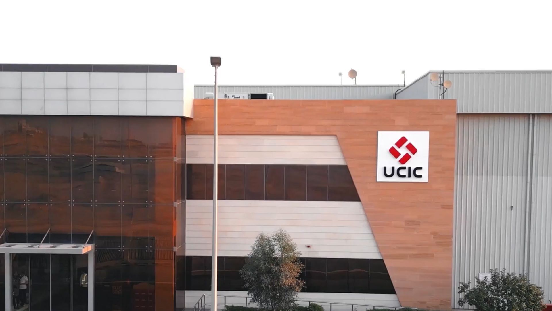 UCIC Investor Relations